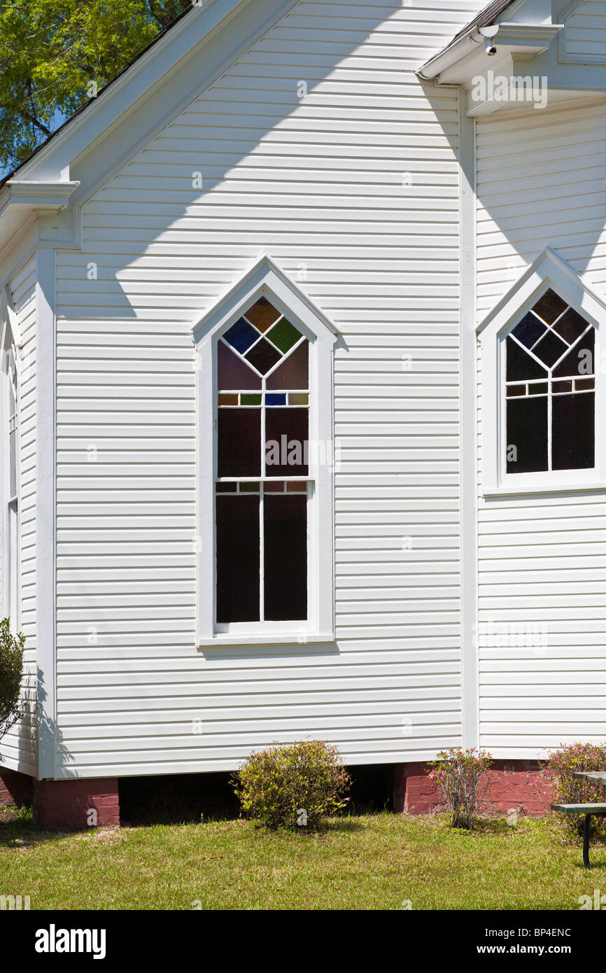 Pointed church windows hi-res stock photography and images - Alamy