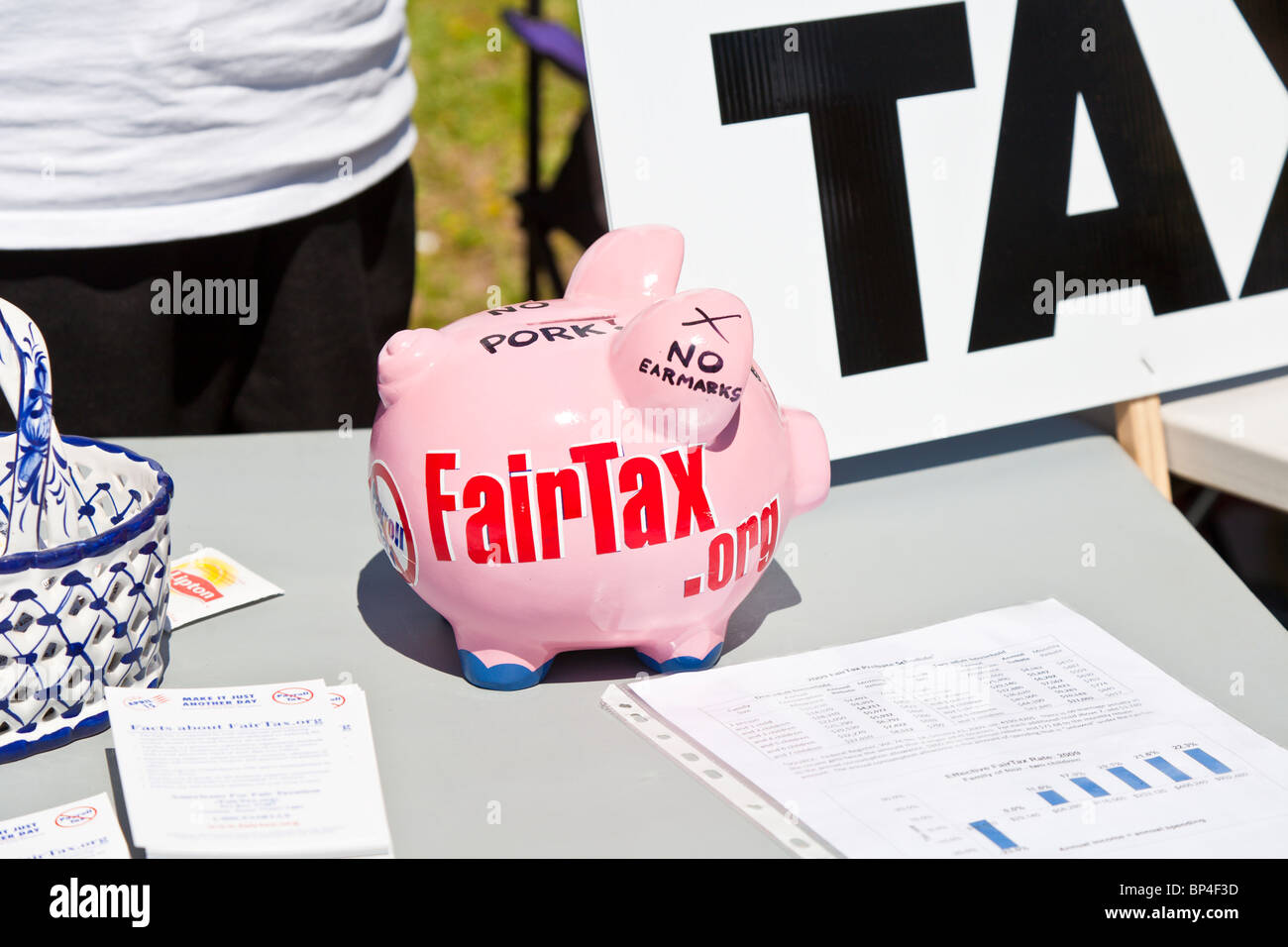 Citizens Bank Sign High Resolution Stock Photography and Images - Alamy