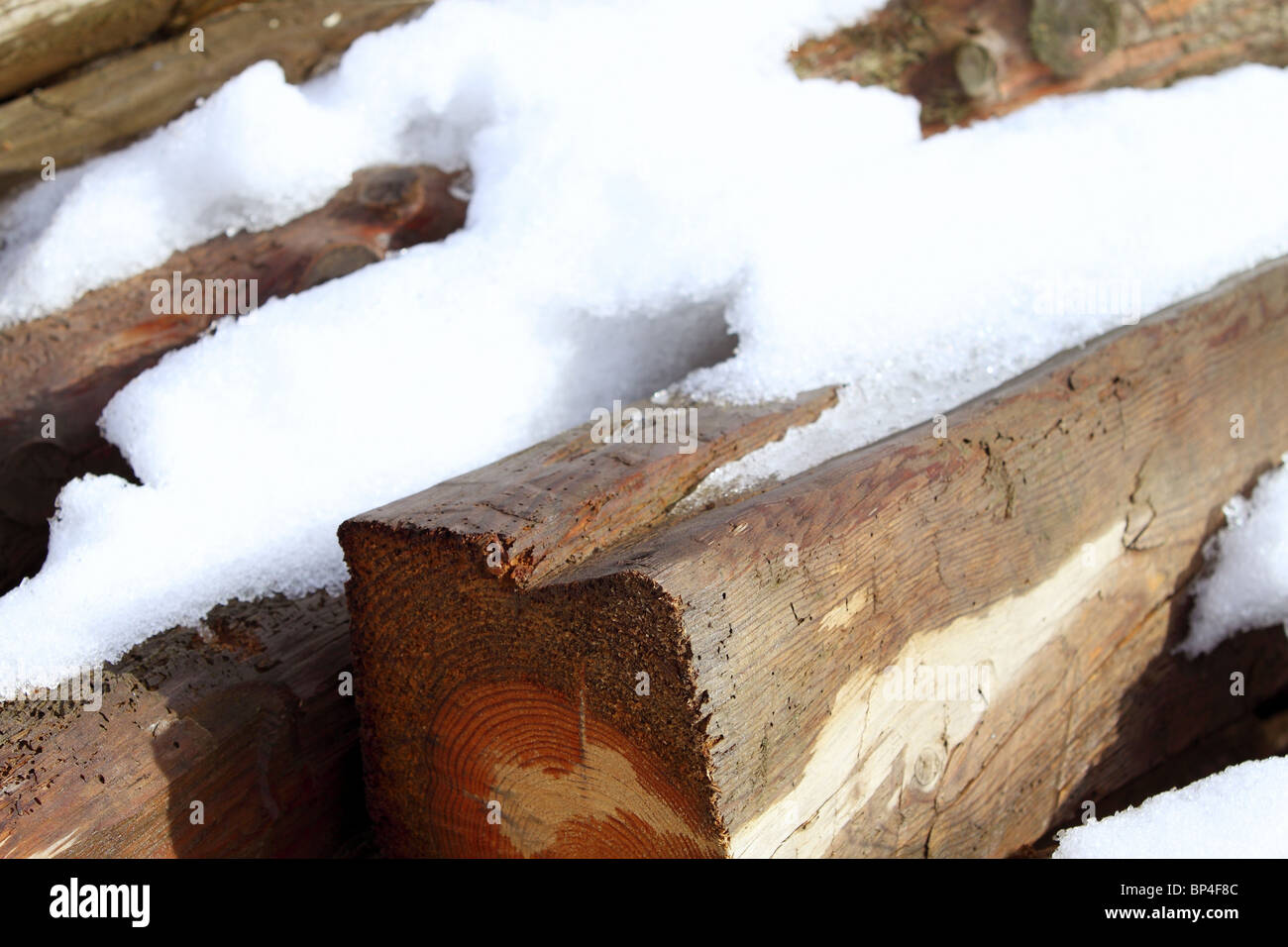 White wood beams hi-res stock photography and images - Alamy