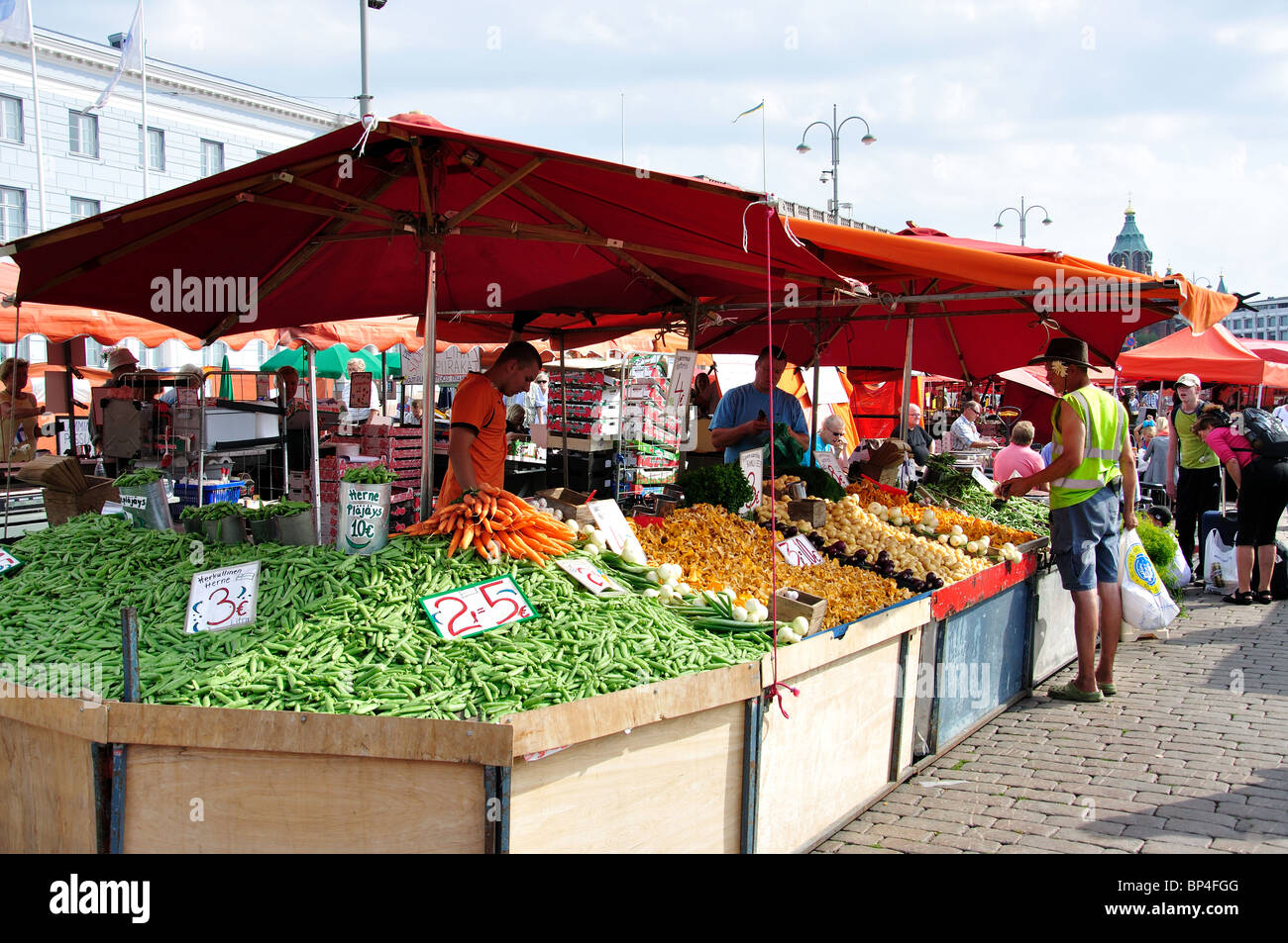 Fruit and vegetable stall, Outdoor market, Kauppatori Market Square ...