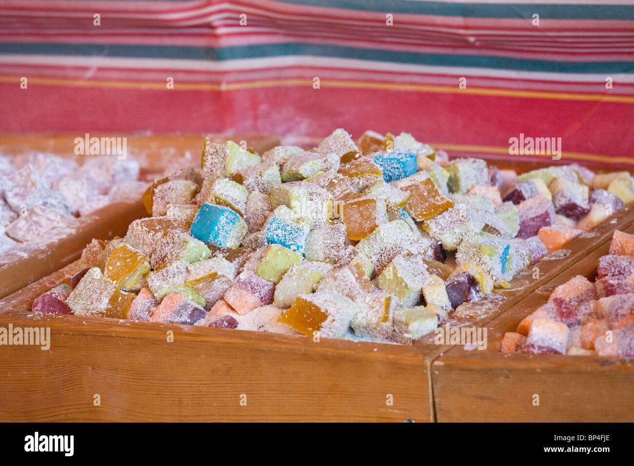 Sweets shop in the bazaar, Dohuk, Kurdistan, Iraq Stock Photo - Alamy