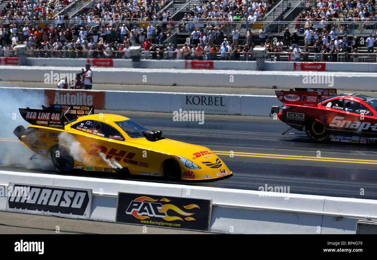 Dragsters hi-res stock photography and images - Alamy