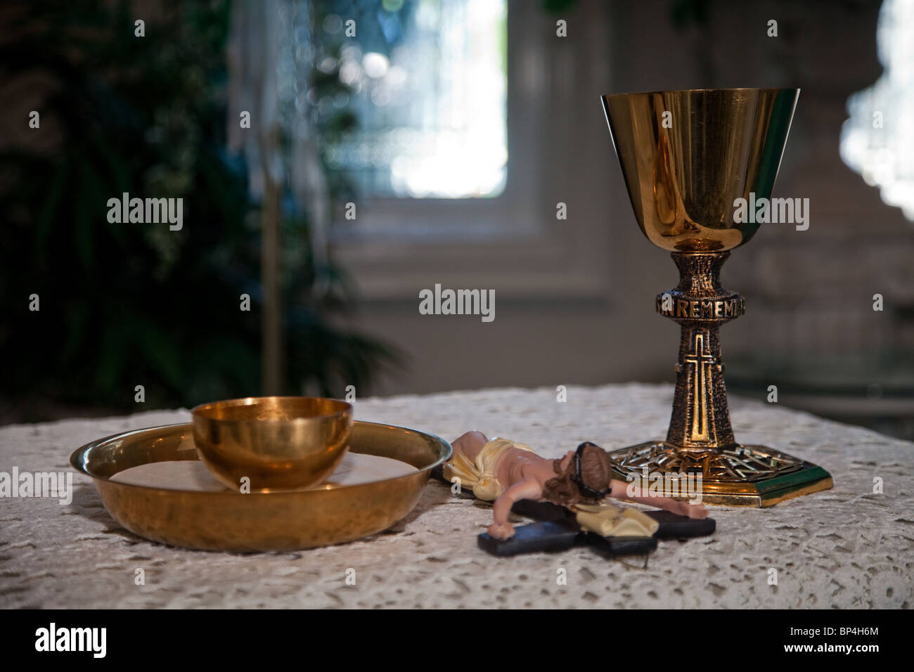 Communion goblet hi-res stock photography and images - Alamy