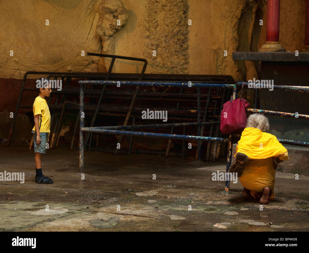 Prayer scene in Batu Caves Kuala Lumpur Stock Photo - Alamy
