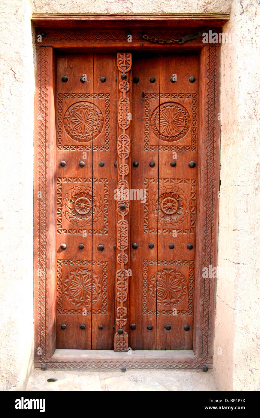 Wood door carving oman hi-res stock photography and images - Alamy