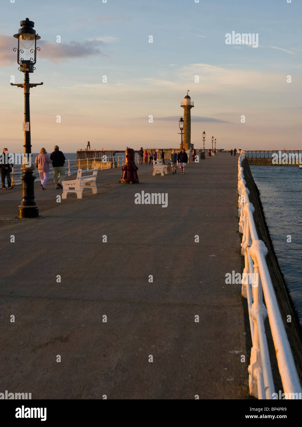 Oak piers hi-res stock photography and images - Alamy