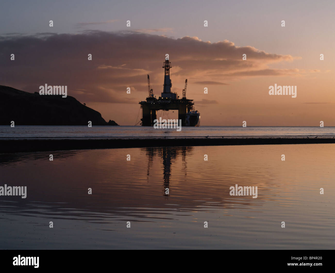 Transocean rig hi-res stock photography and images - Alamy