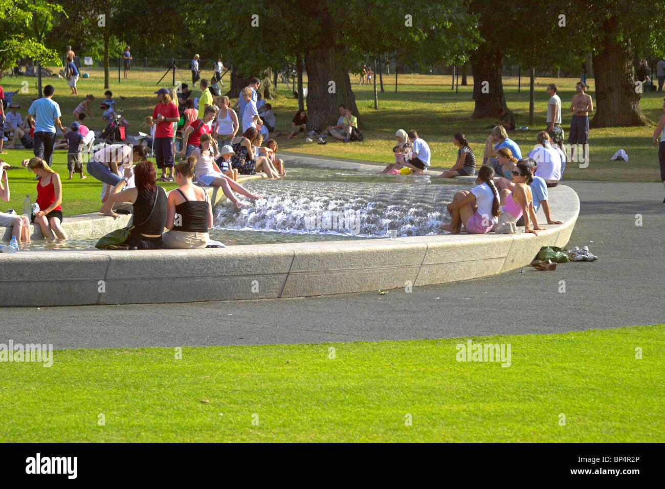 Princess Diana memorial fountain Stock Photo - Alamy
