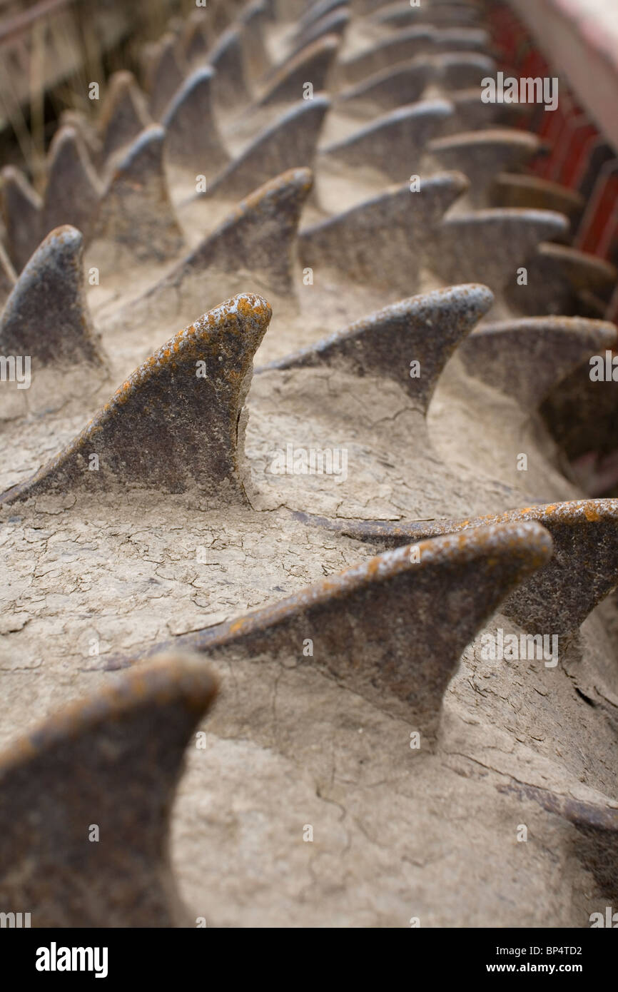 Rusty teeth hi-res stock photography and images - Alamy