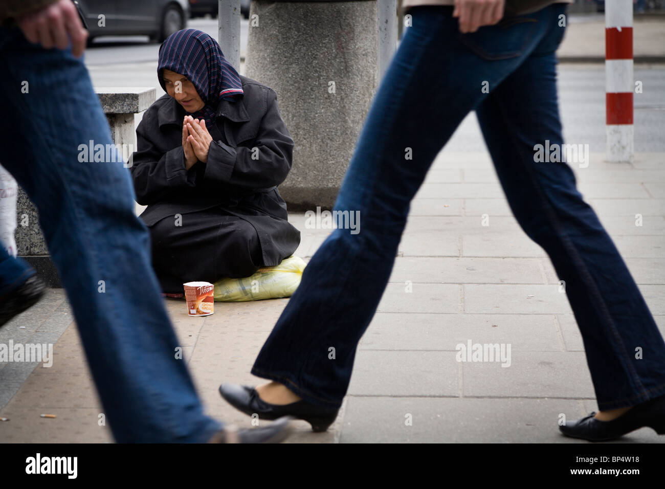 Senior citizens social centre hi-res stock photography and images - Alamy