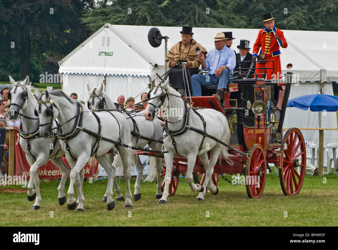 Traditional nineteenth century horse drawn Norwich Mail coach. CLA Game ...