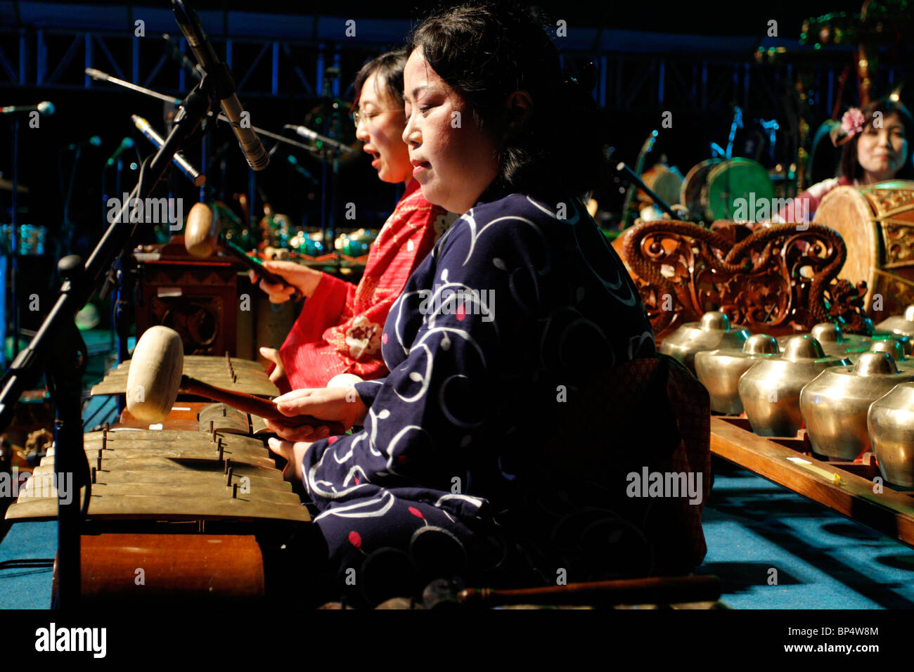 Xylophone musical instrument hi-res stock photography and images - Alamy