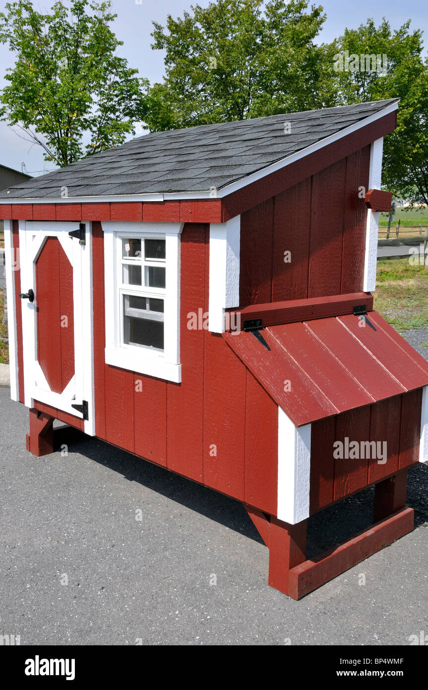 Chicken house farm hi-res stock photography and images - Alamy
