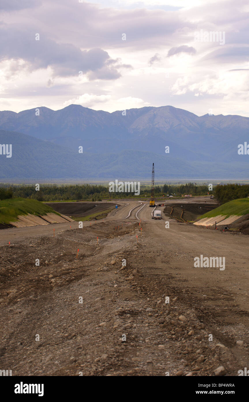Alaska highway construction hi-res stock photography and images - Alamy
