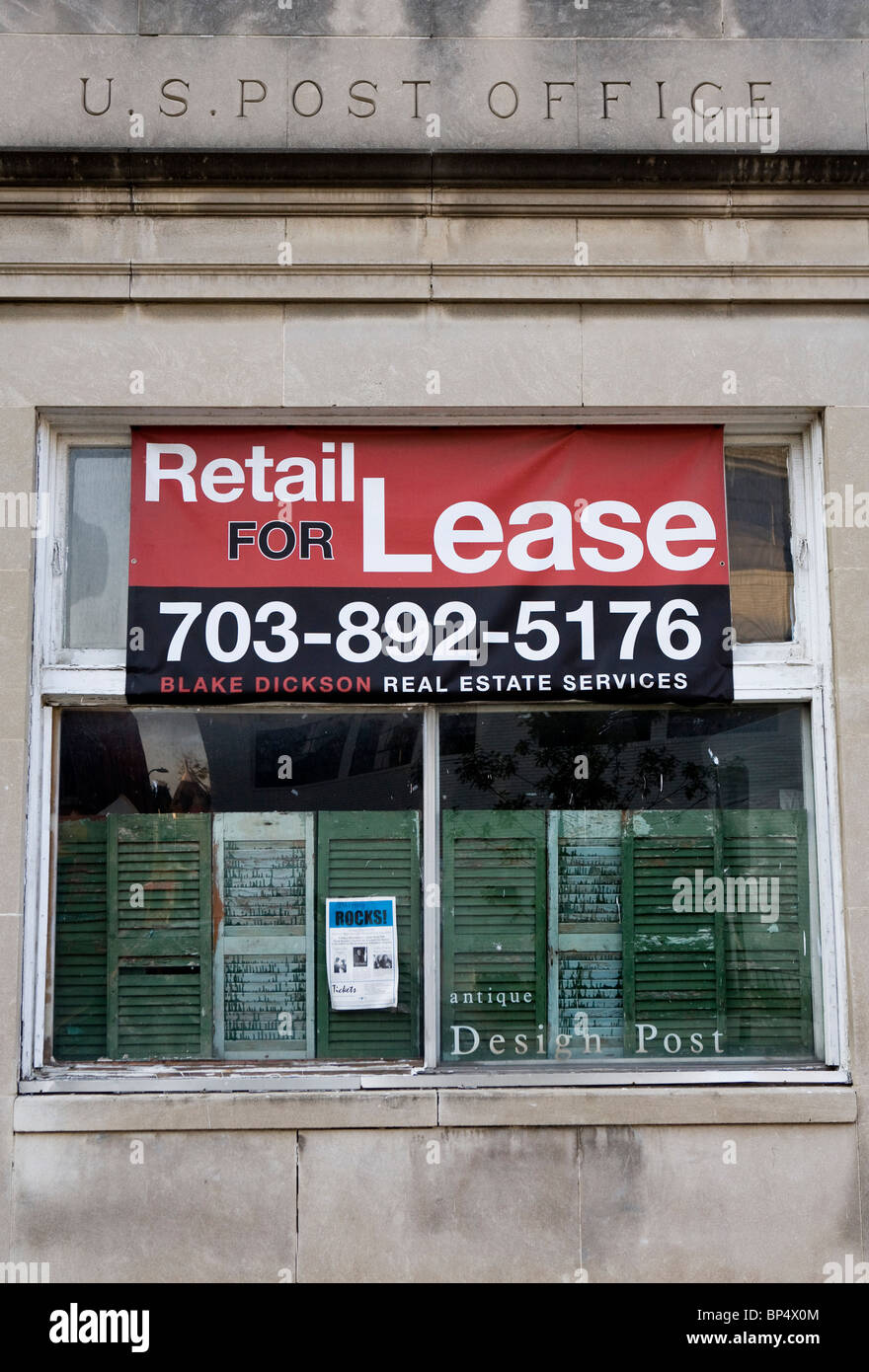 Empty post office hi-res stock photography and images - Alamy