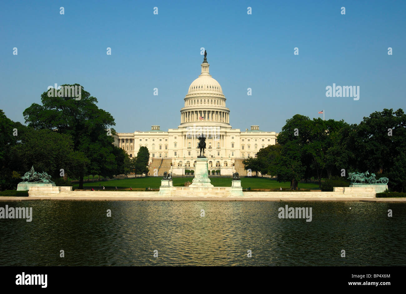 The western front side of the United States Capitol with the central ...