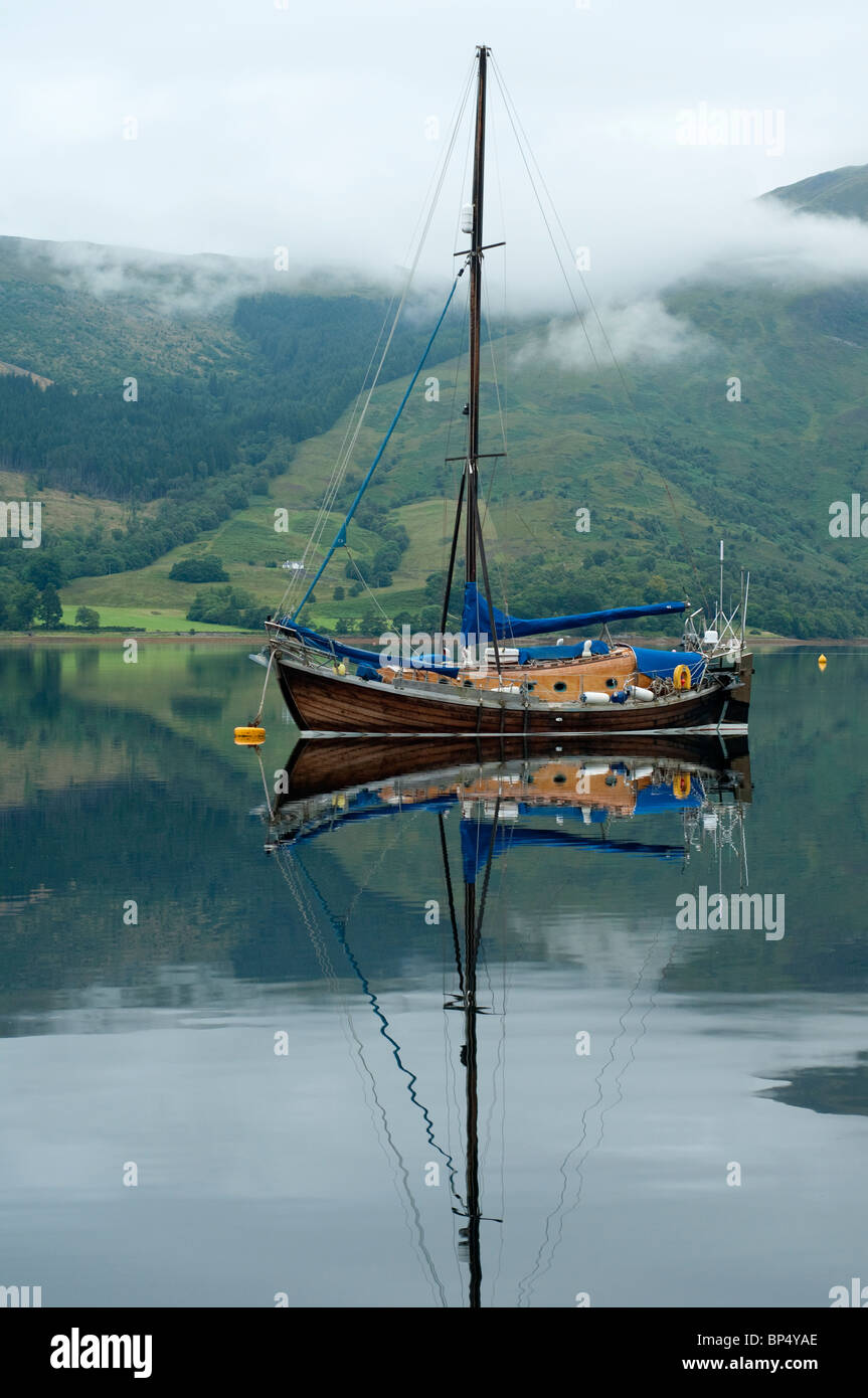 Sloop sailboat hi-res stock photography and images - Alamy