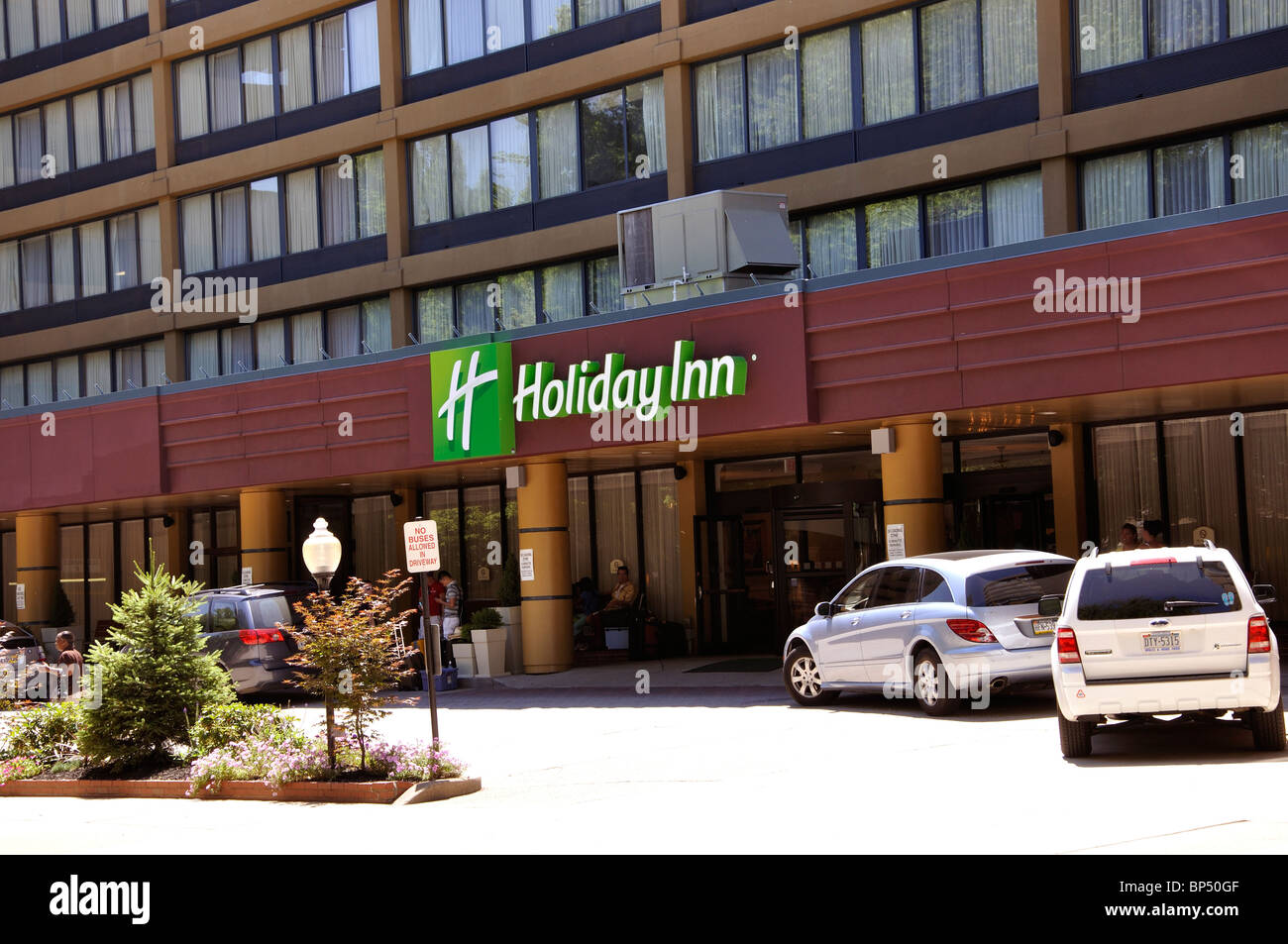 Holiday Inn hotel, Philadelphia, Pennsylvania, USA Stock Photo - Alamy