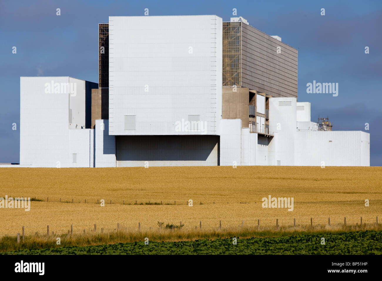Torness nuclear reactor hi-res stock photography and images - Alamy