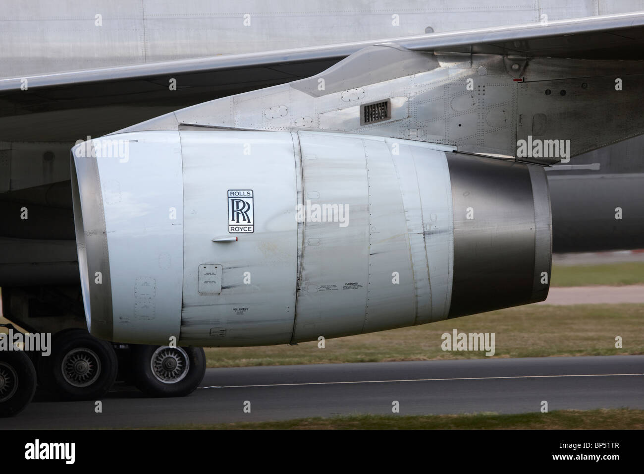 Rolls Royce Boeing Jet engine Stock Photo - Alamy
