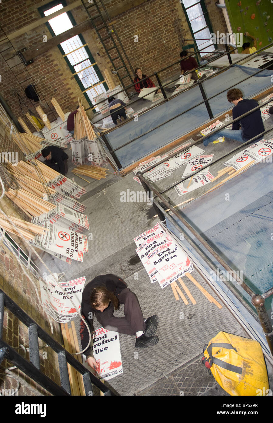 Volunteer's making placards for the 2009 climate change rally Stock ...