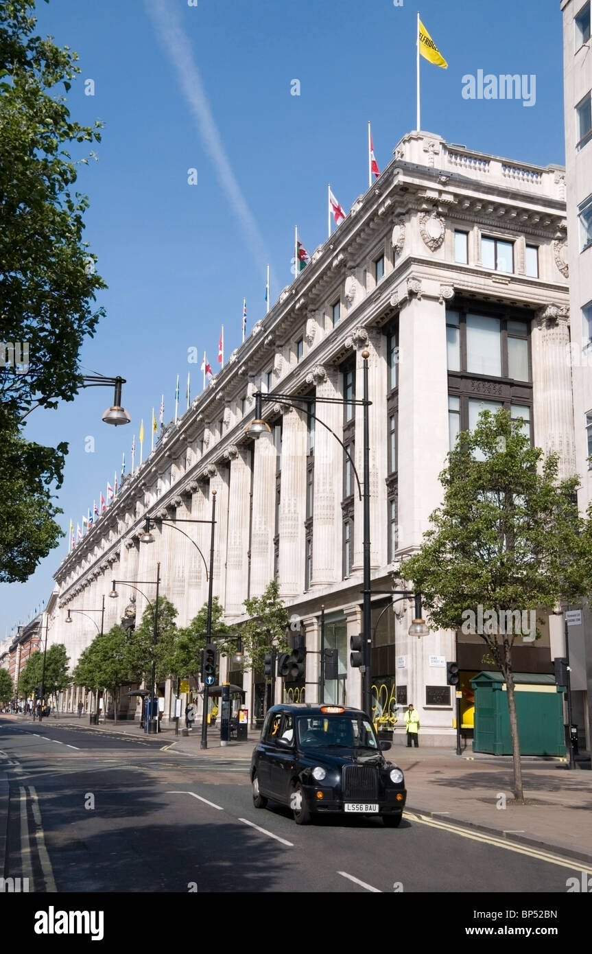 Selfridges history hi-res stock photography and images - Alamy
