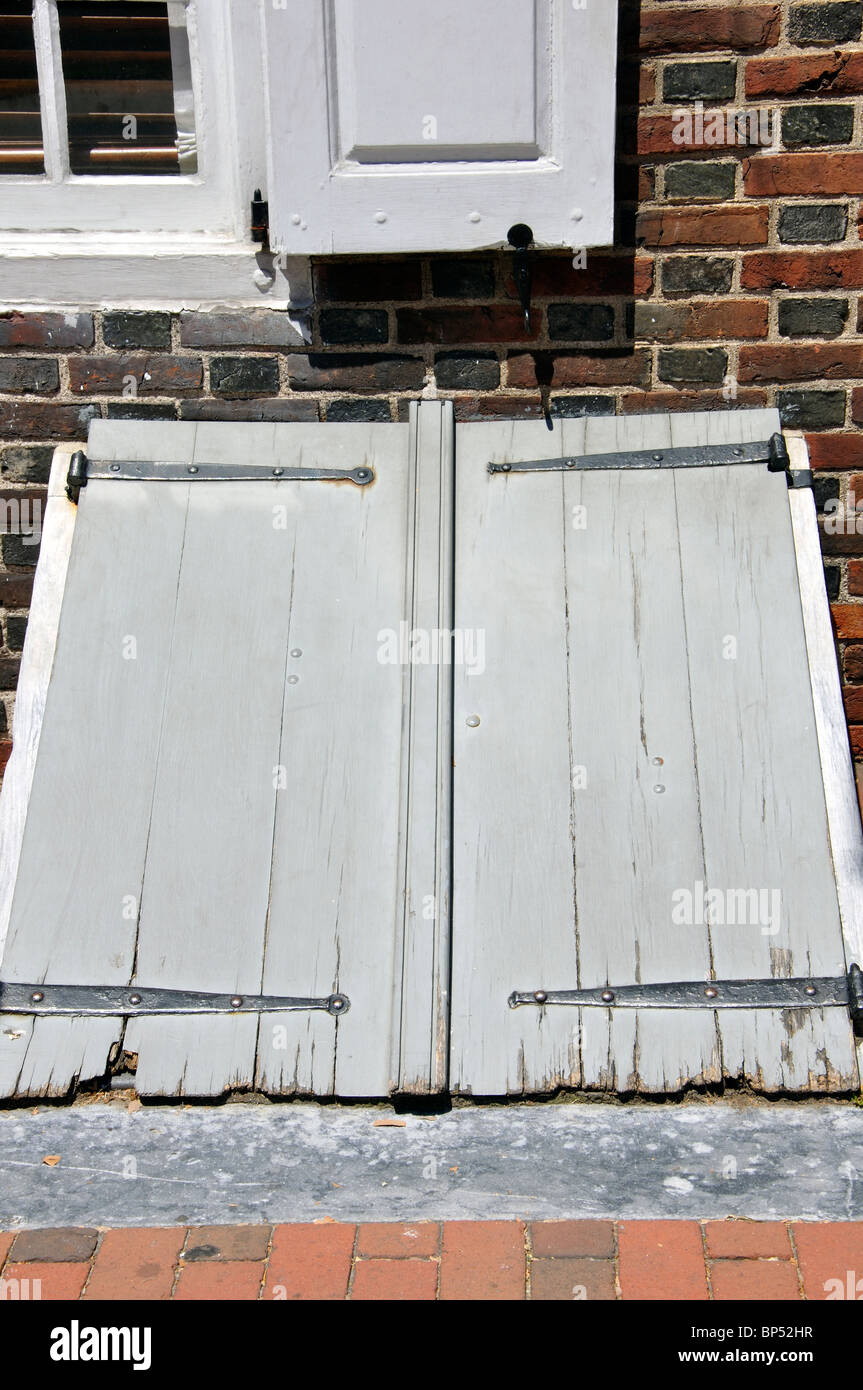 Hatchway, external cellar doors Stock Photo - Alamy