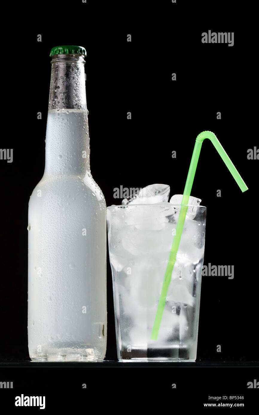 Cooler full of alcohol hi-res stock photography and images - Alamy