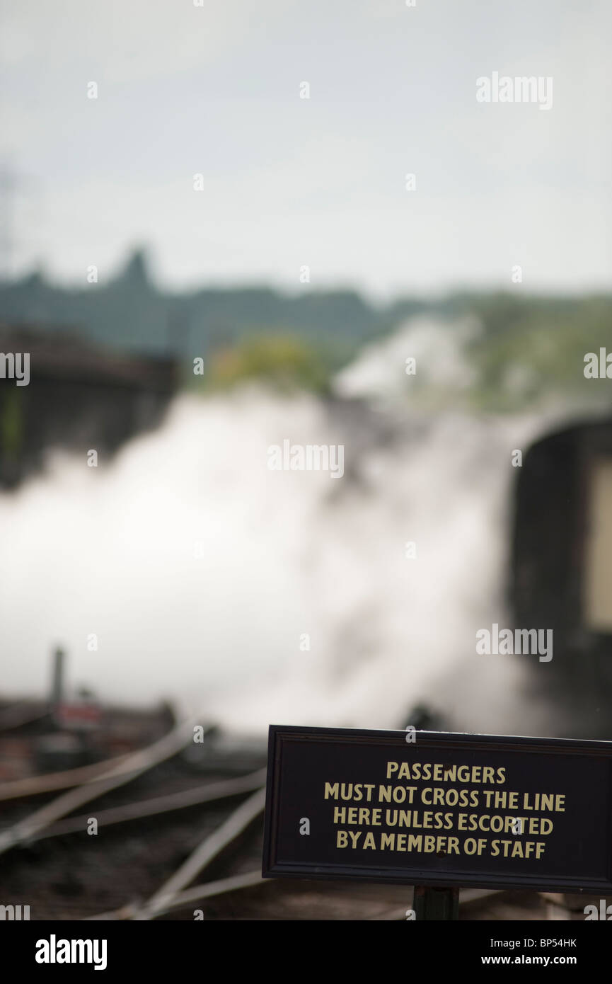 Sheffield park station sign hi-res stock photography and images - Alamy