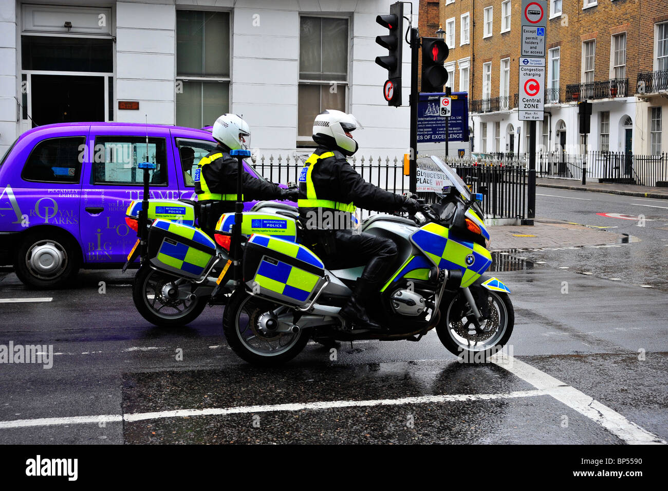Metropolitan police on bikes hi-res stock photography and images - Alamy