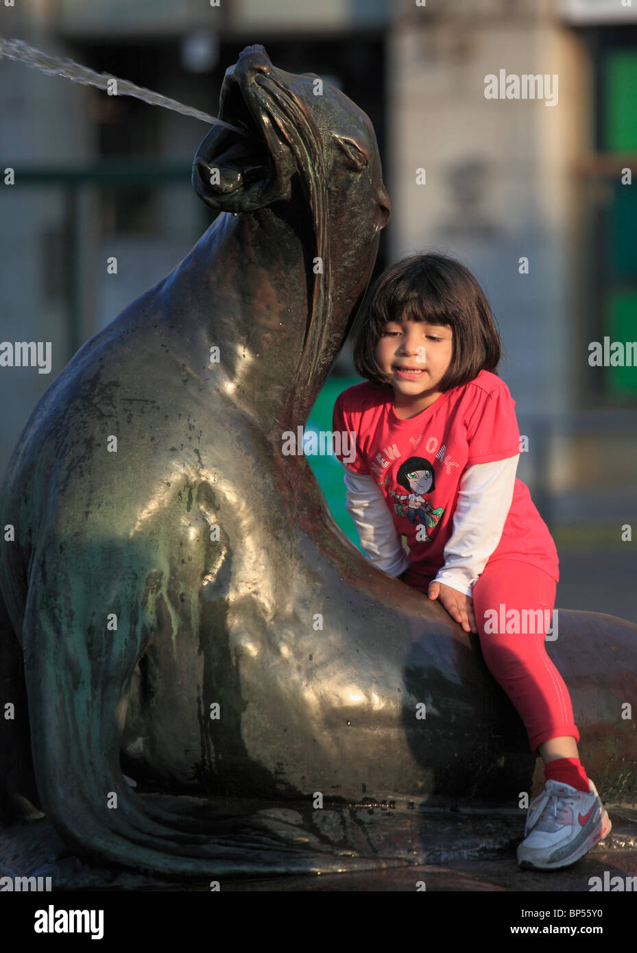 Havis Amanda Fountain High Resolution Stock Photography and Images - Alamy