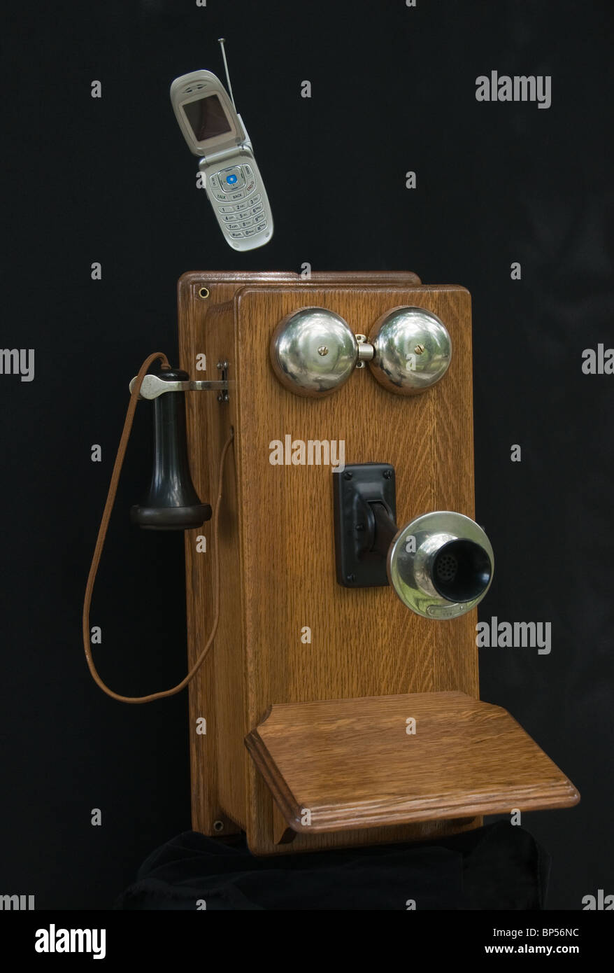Antique wooden wall phone hi-res stock photography and images - Alamy