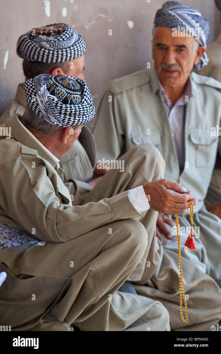 Old kurdish man kurdistan iraq hi-res stock photography and images - Alamy