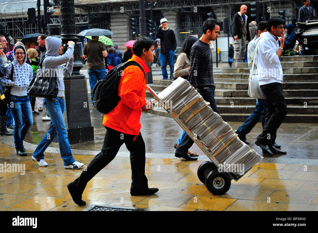 Standard delivery hi-res stock photography and images - Alamy