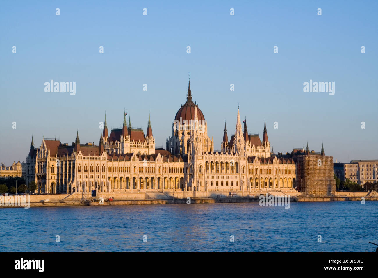 Budapest government building hi-res stock photography and images - Alamy