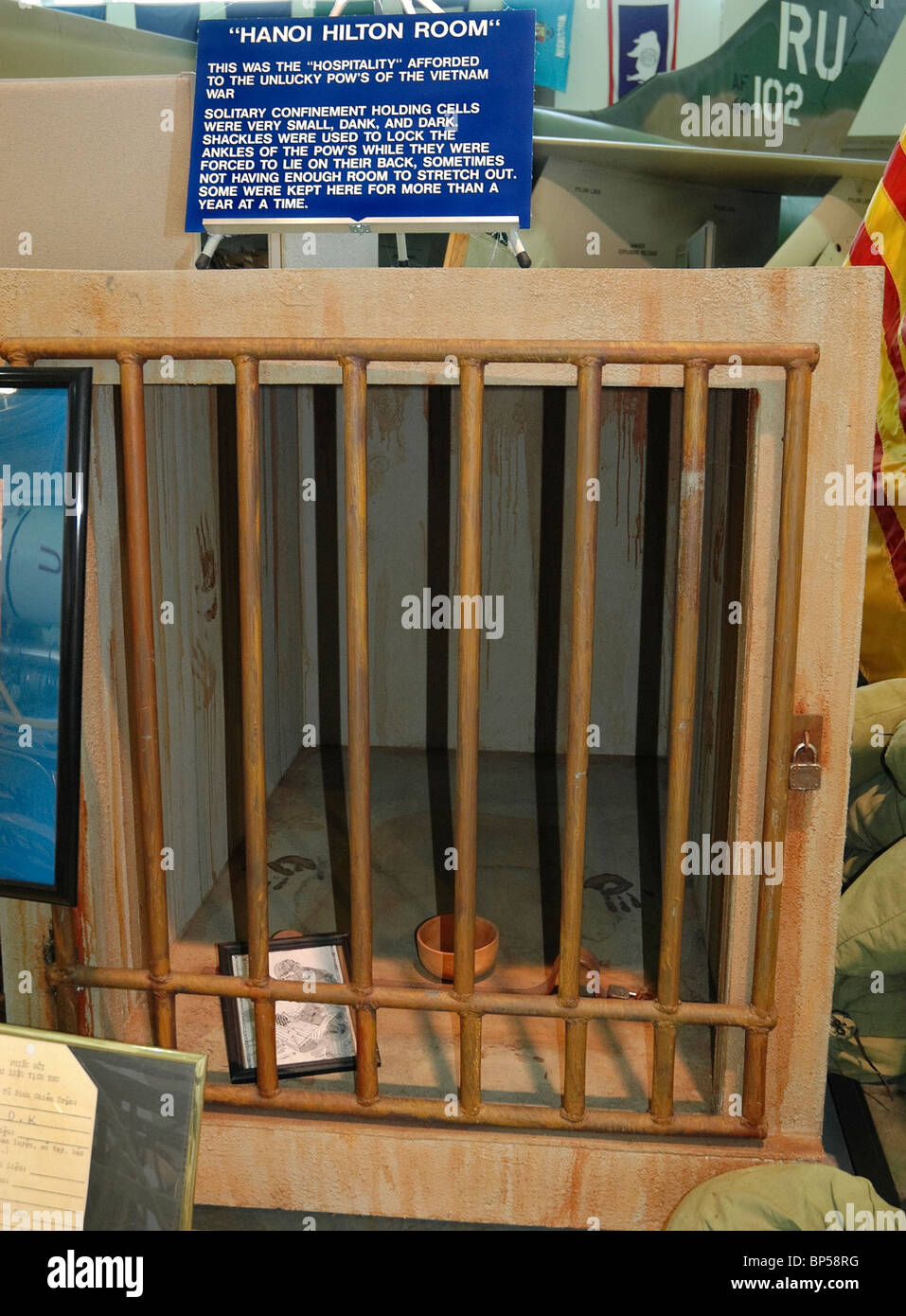 Hanoi Hilton Room POW Vietnam War solitary confinement holding cell at ...