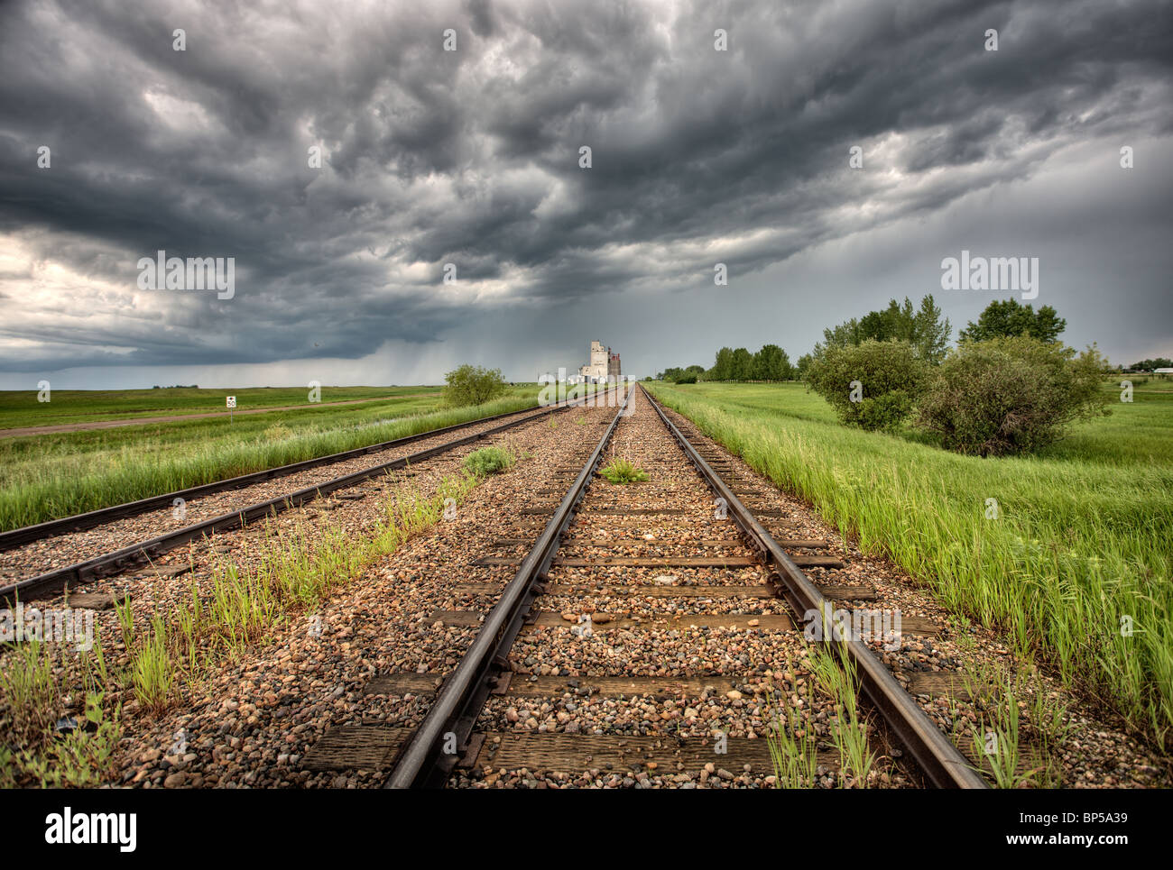 Storm Clouds over Grain Elevator Saskatchewan Stock Photo - Alamy