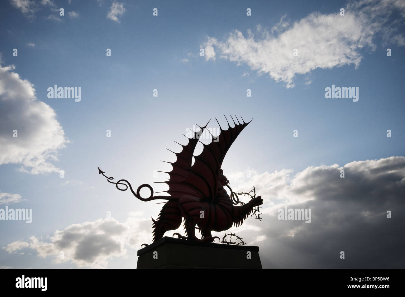 Welsh ww1 dragon memorial hi-res stock photography and images - Alamy
