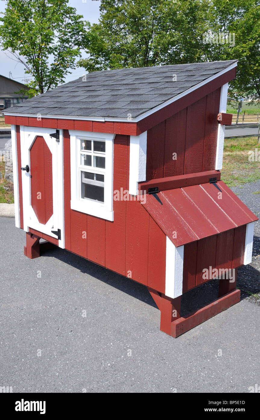 Chicken house farm hi-res stock photography and images - Alamy