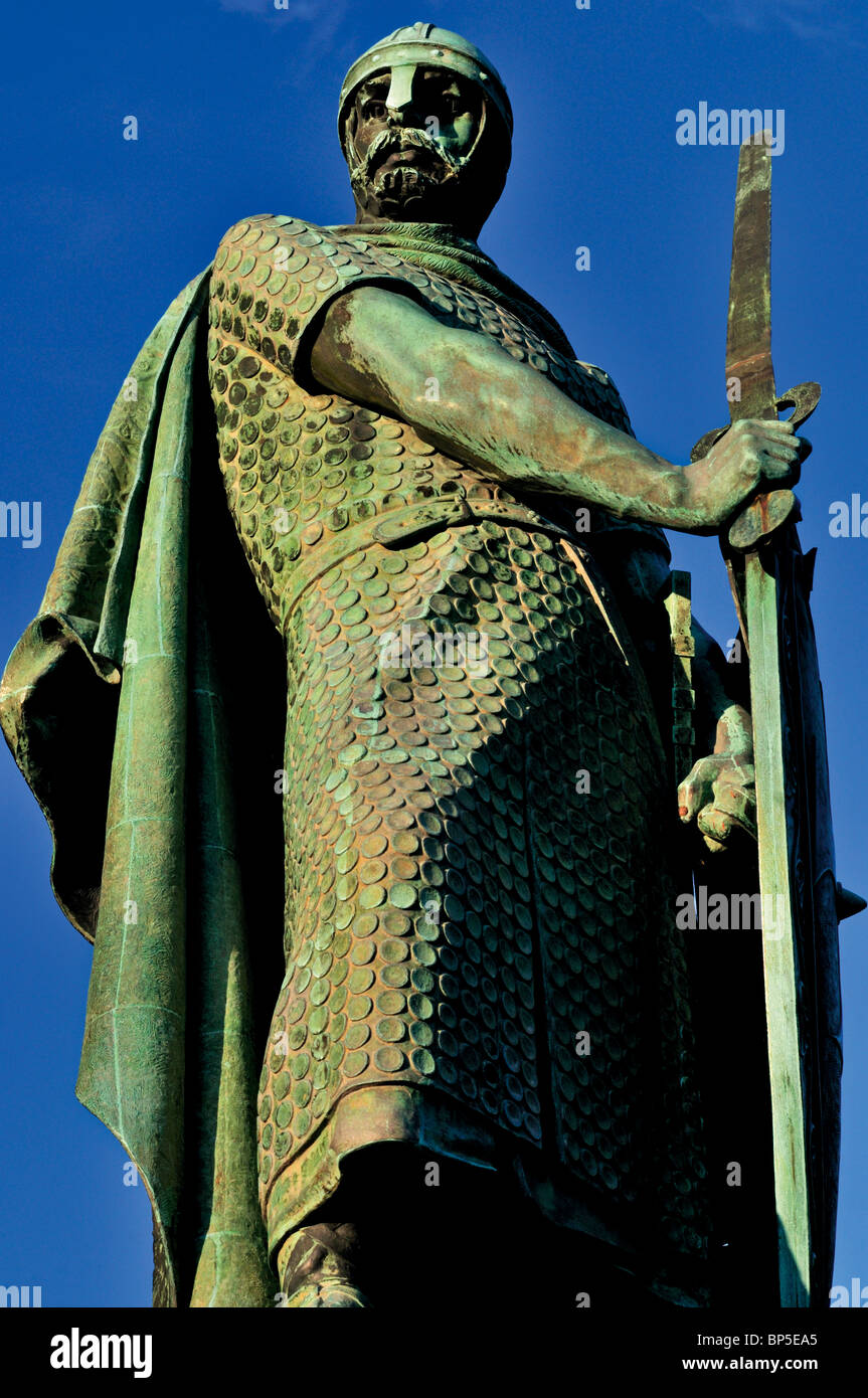 Portugal, Guimaraes: Bronze Statue of Afonso Henriques, first king of ...