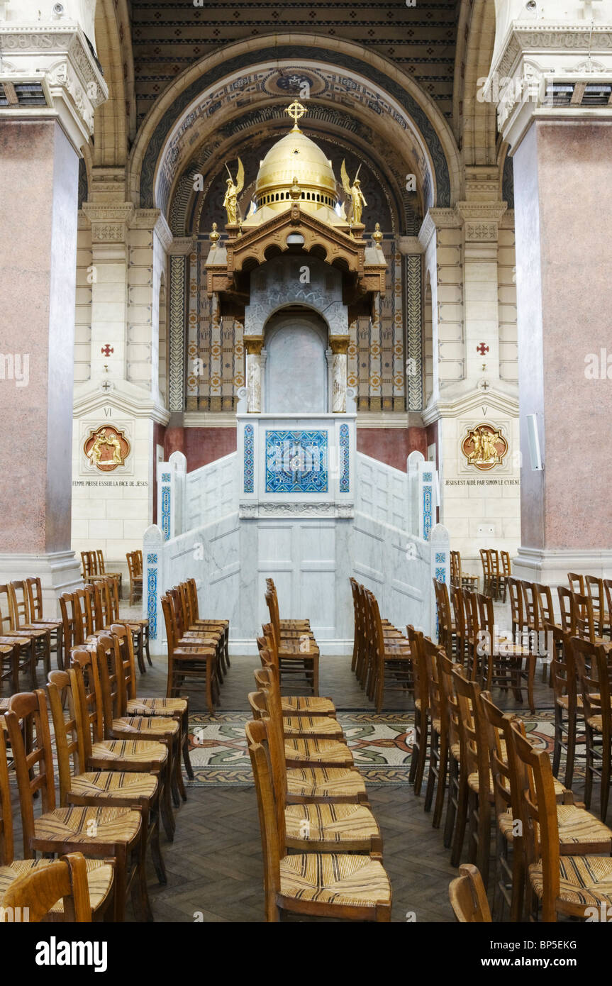 Albert Church France High Resolution Stock Photography and Images - Alamy