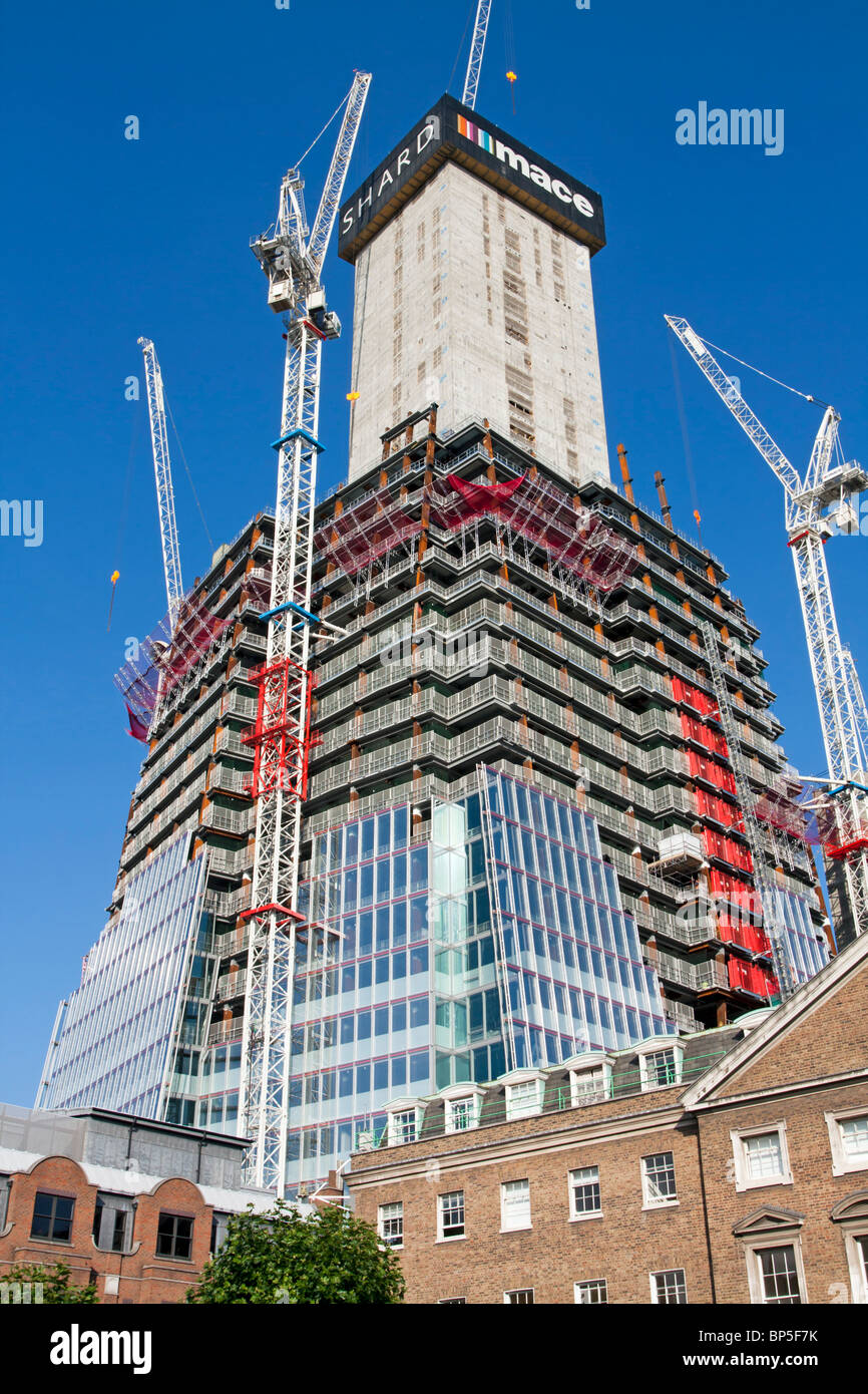 Skyscraper Construction Stock Photos & Skyscraper Construction Stock ...