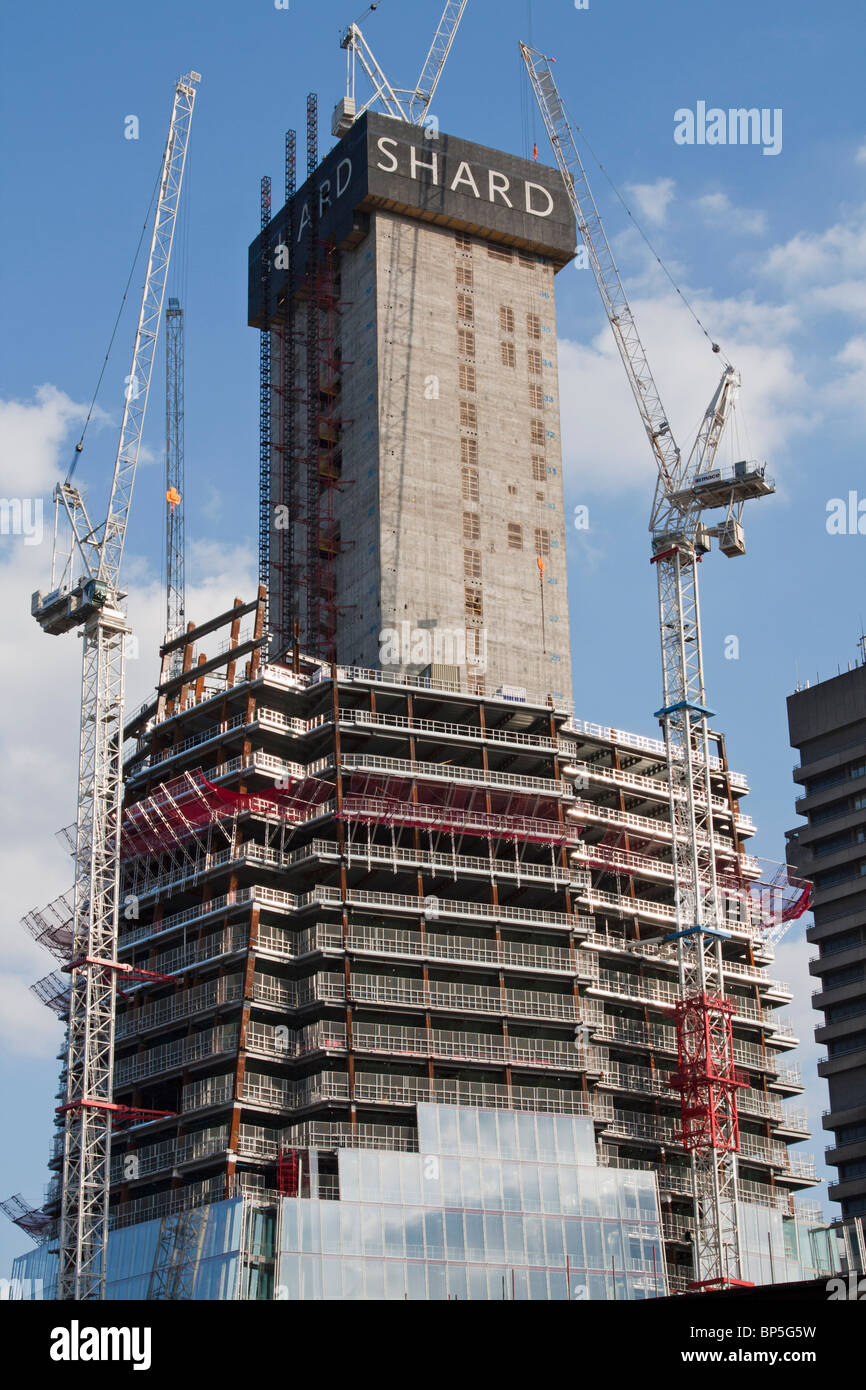 The Shard skyscraper construction - London Bridge Stock Photo - Alamy
