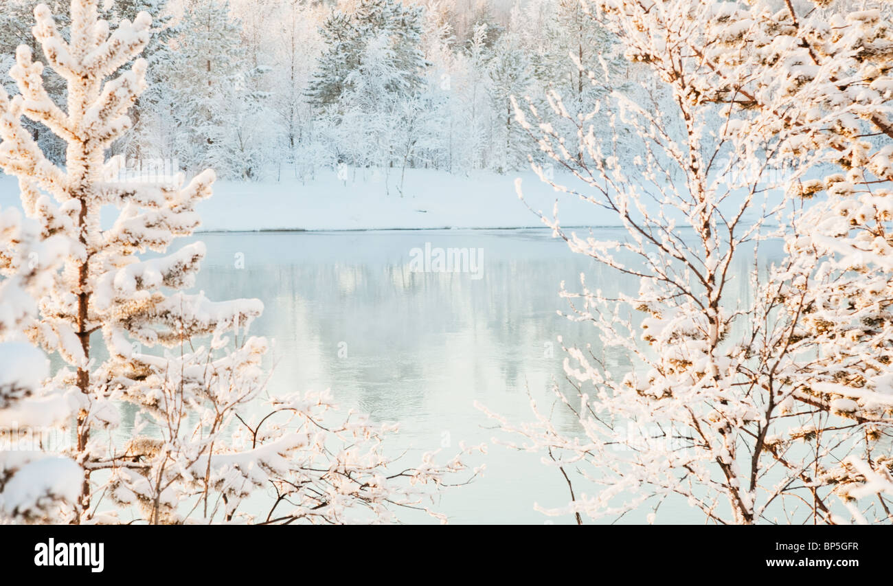 Winter landscape river hi-res stock photography and images - Alamy