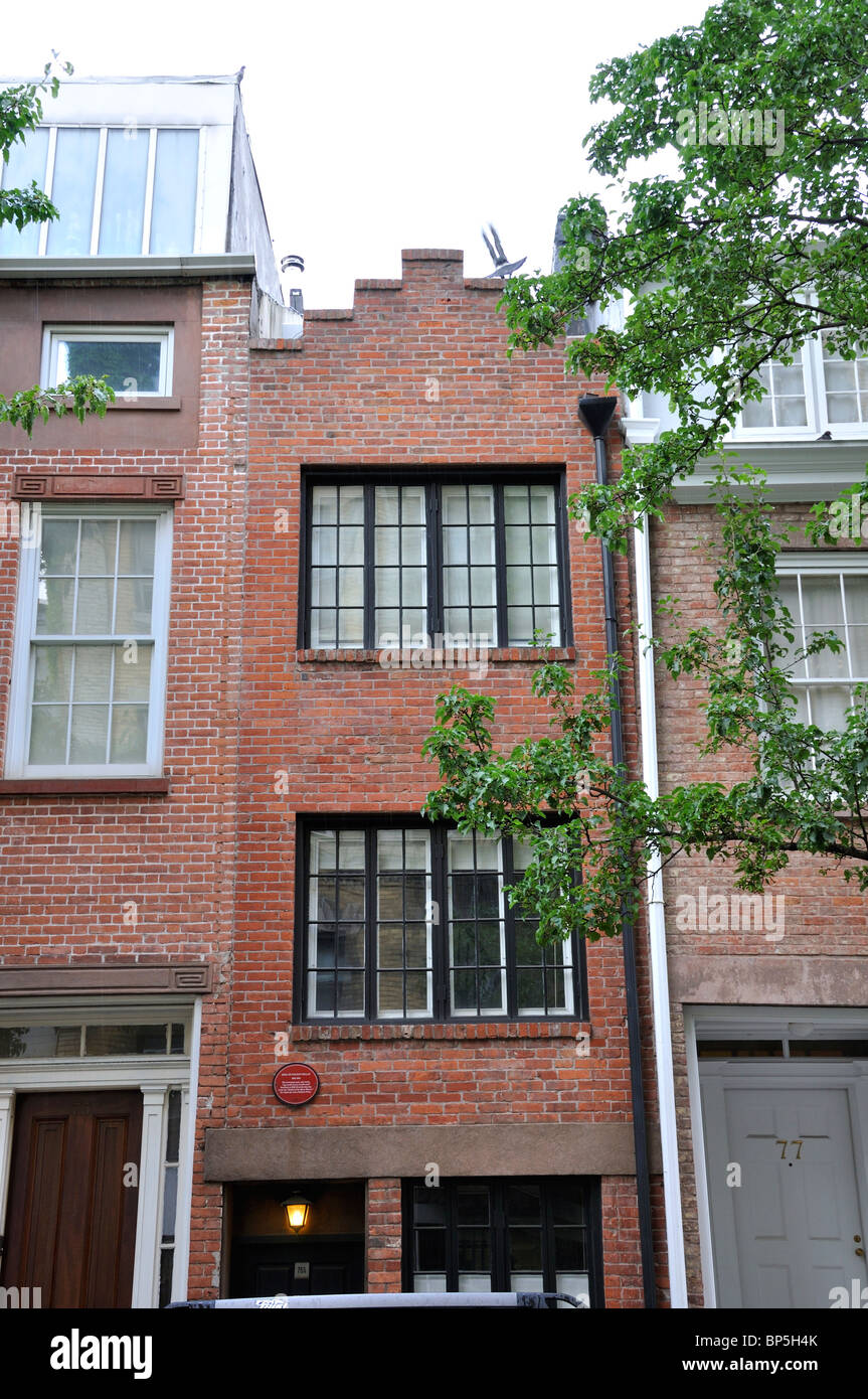 Narrow House New York City High Resolution Stock Photography and Images ...