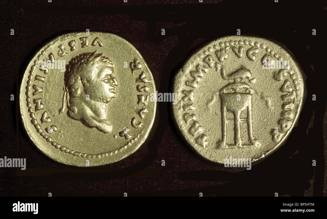 3326. ROMAN GOLD COINS WITH THE BUST OF EMPEROR VESPASIANUS AND AN ...