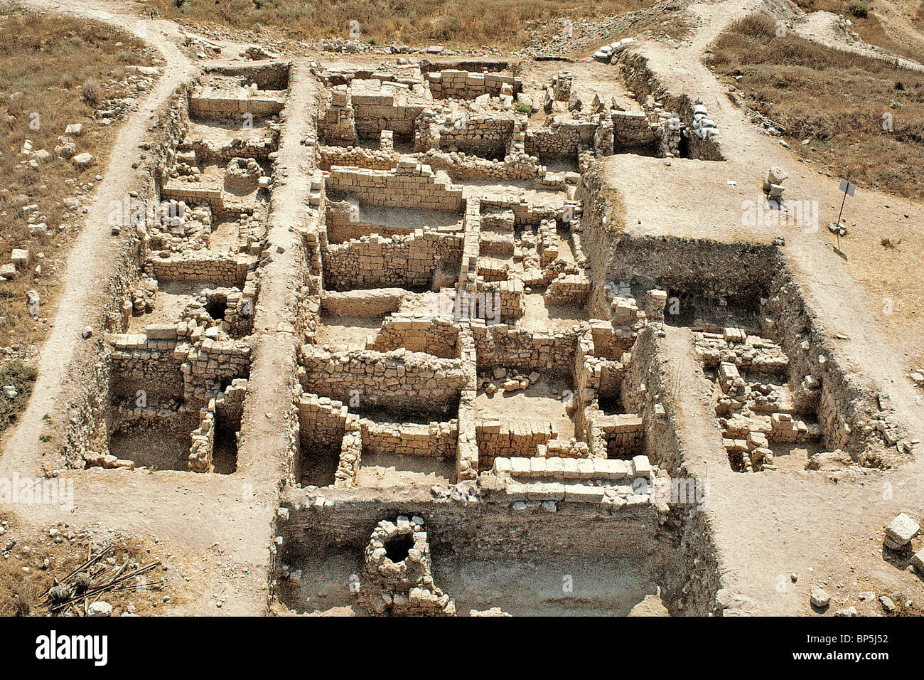 DOR - EXCAVATIONS OF THE HELENISTIC-ROMAN PORT OF THE CITY WHICH SERVED ...