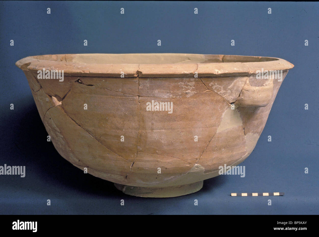 5033 large basin hi-res stock photography and images - Alamy