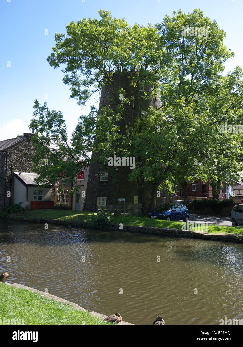 Old windmill on The Leeds Liverpool canal, Parbold, Lancashire, England ...