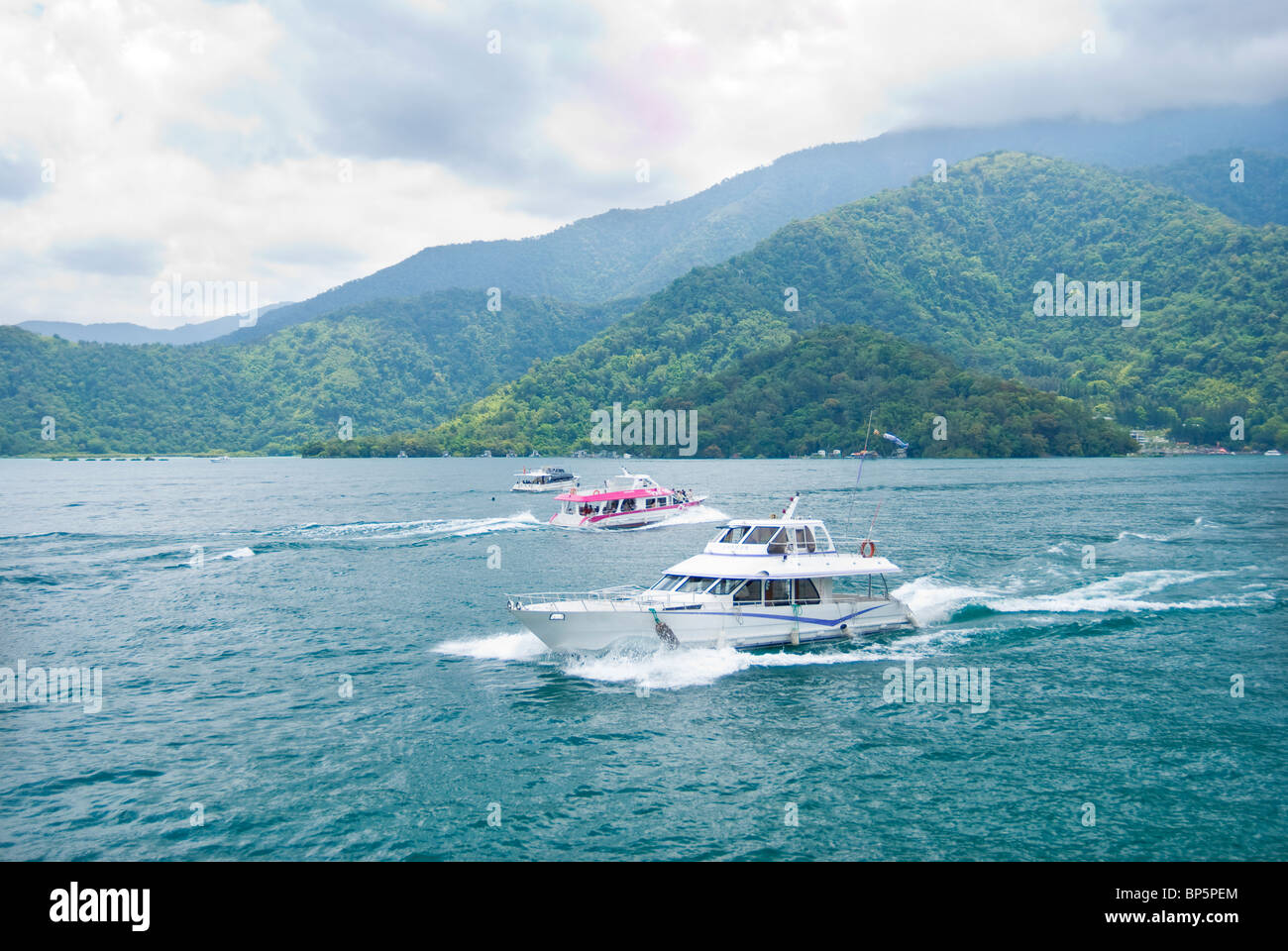 Taiwan landing ship hi-res stock photography and images - Alamy